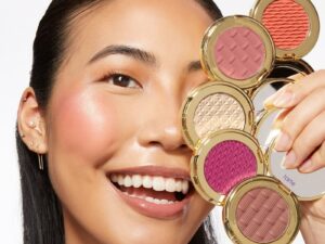 Makeup Queen Laura Geller